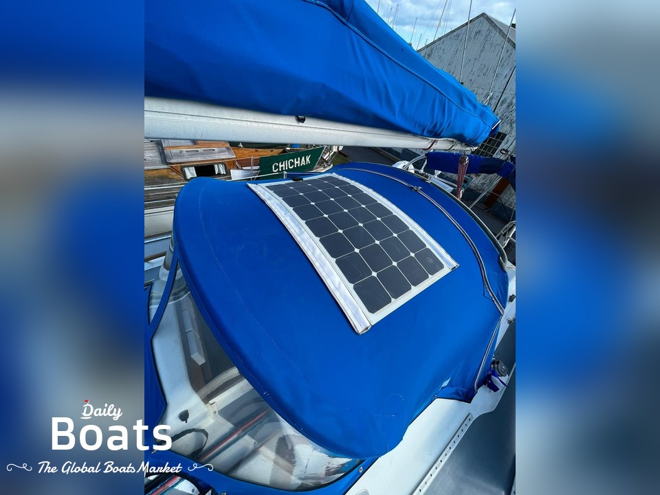 1990 Westerly Storm 33 for sale. View price, photos and Buy 1990 ...