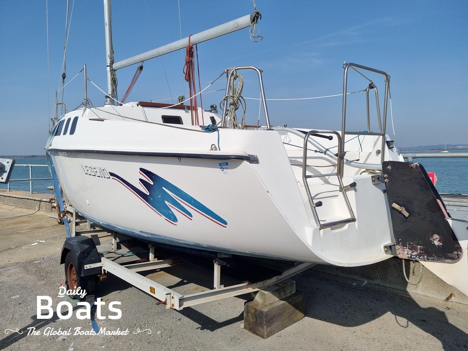 1995 Hunter Legend 23.5 for sale. View price, photos and Buy 1995 Hunter Legend 23.5 #310599