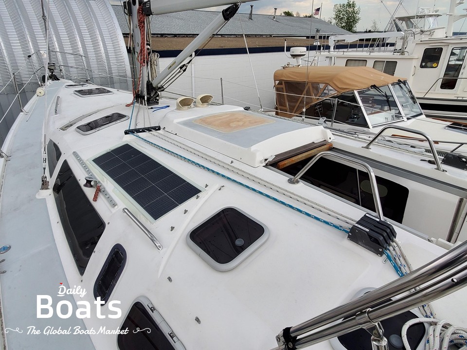 2002 Hunter 410 for sale. View price, photos and Buy 2002 Hunter 410 ...