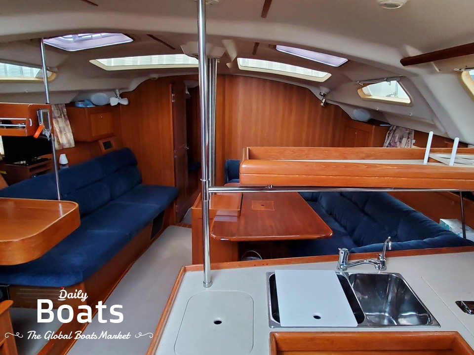 2002 Hunter 410 for sale. View price, photos and Buy 2002 Hunter 410 ...