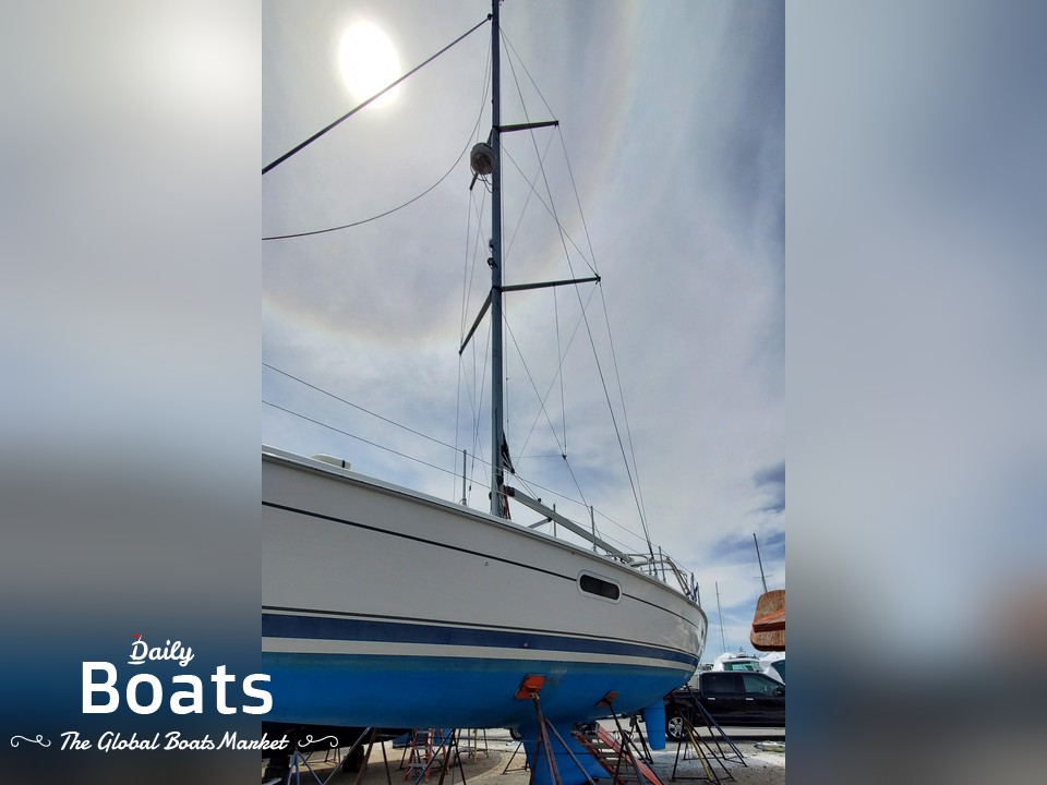 2002 Hunter 410 for sale. View price, photos and Buy 2002 Hunter 410 ...