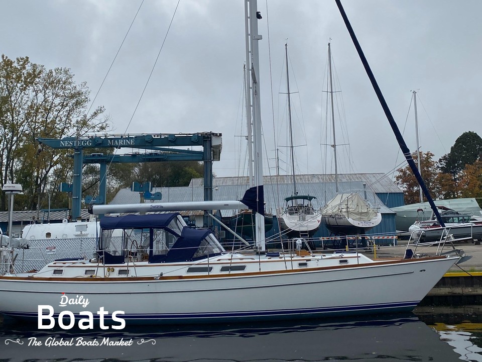 1980 Gulfstar 44 Center Cockpit for sale. View price, photos and Buy ...