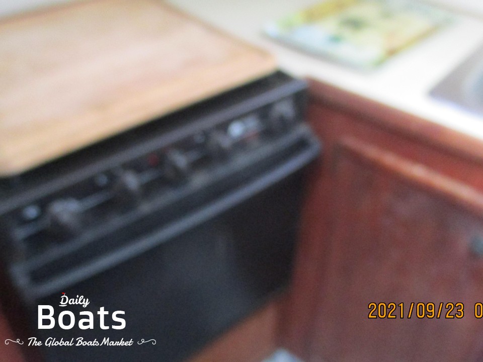 1977 Uniflite 36 Double Cabin for sale. View price, photos and Buy 1977 ...