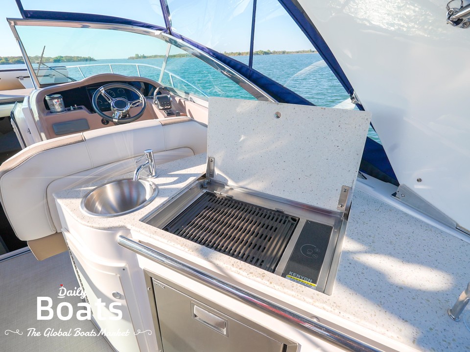 2018 Regal 33 Express for sale. View price, photos and Buy 2018 Regal ...