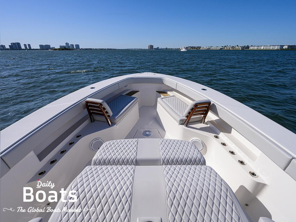 2019 Jupiter Center Console for sale. View price, photos and Buy 2019 ...