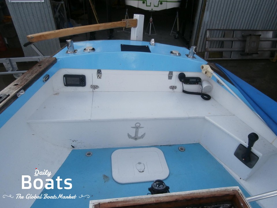1996 Plymouth Pilot 16 for sale. View price, photos and Buy 1996 ...