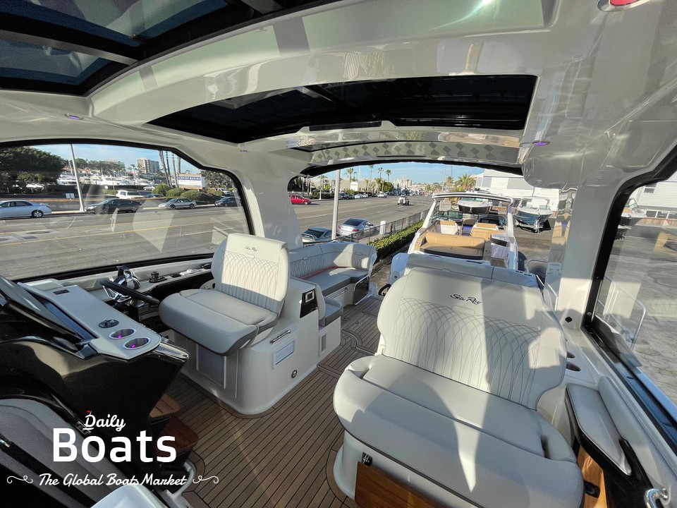 2022 Sea Ray 370 Sundancer Outboard for sale. View price, photos and ...