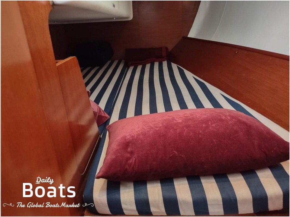 2001 Beneteau First 31.7 for sale. View price, photos and Buy 2001 ...