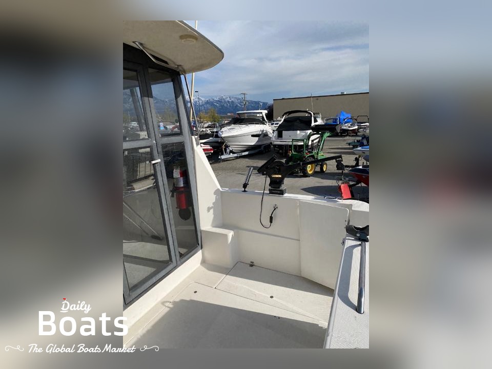 Bayliner Ciera 2859 Express Cruiser for sale. View price, photos and ...