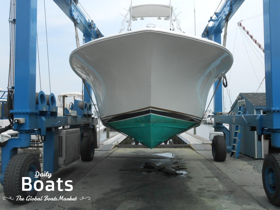 2002 Custom Carolina 36 Seaview Express for sale. View price, photos ...