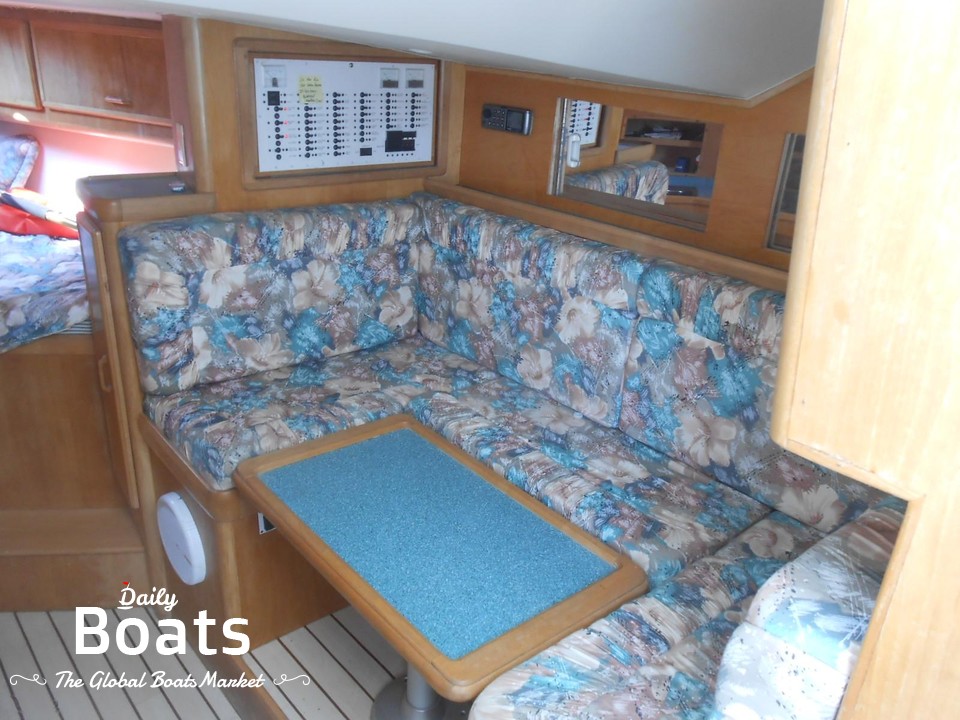 2002 Custom Carolina 36 Seaview Express for sale. View price, photos ...