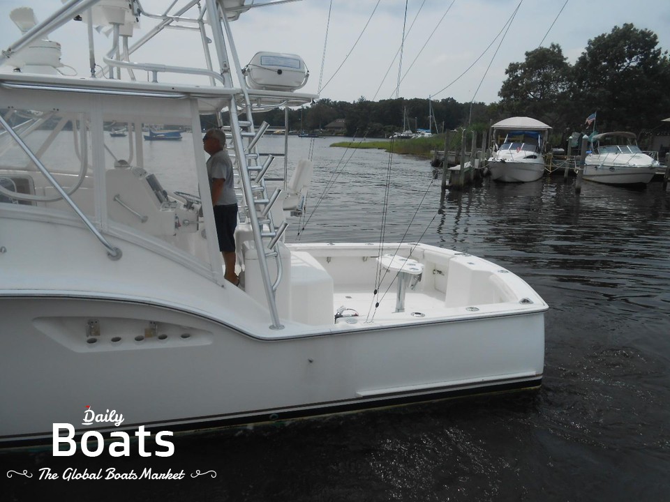 2002 Custom Carolina 36 Seaview Express for sale. View price, photos ...