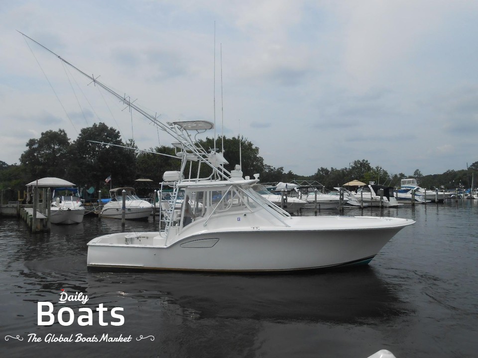 2002 Custom Carolina 36 Seaview Express for sale. View price, photos ...