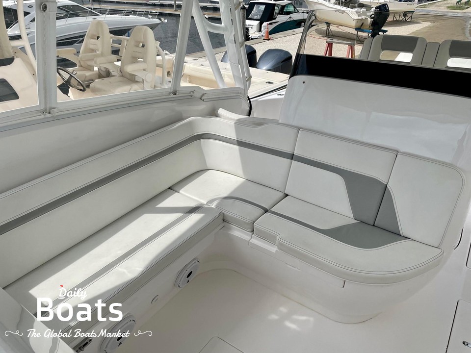 2020 Intrepid 345 Valor for sale. View price, photos and Buy 2020 ...