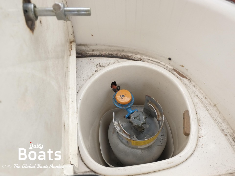 1991 Custom Pacific 40 Three Seas for sale. View price, photos and Buy ...