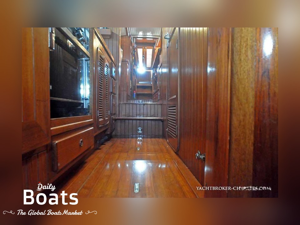 1991 Custom Pacific 40 Three Seas for sale. View price, photos and Buy ...