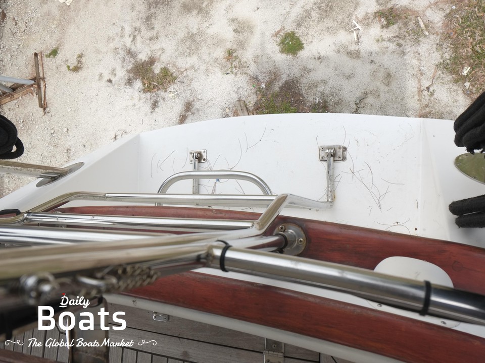 1991 Custom Pacific 40 Three Seas for sale. View price, photos and Buy ...