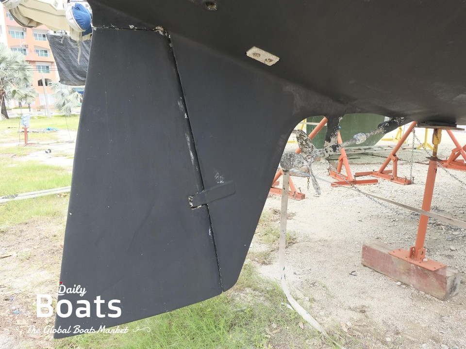 1991 Custom Pacific 40 Three Seas for sale. View price, photos and Buy ...