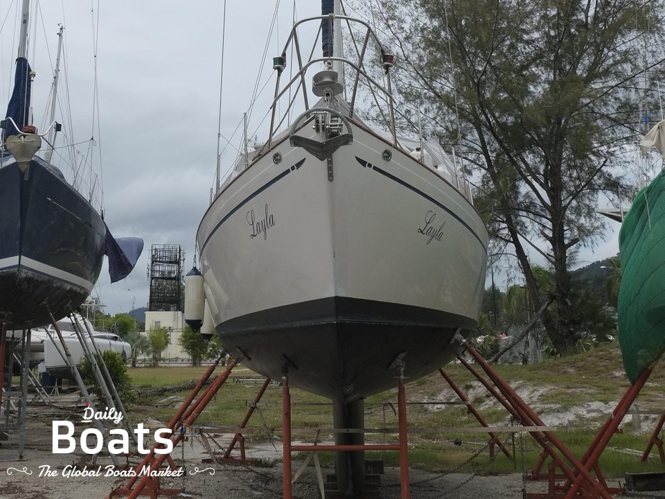 1991 Custom Pacific 40 Three Seas for sale. View price, photos and Buy ...