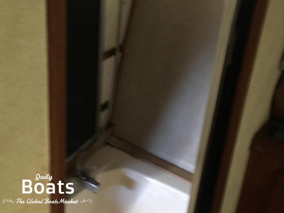 1989 Bayliner 3888 Motoryacht for sale. View price, photos and Buy 1989 ...