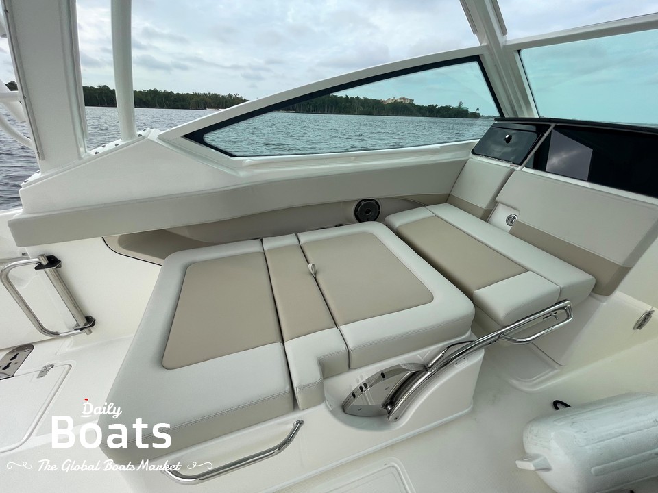 2022 Boston Whaler 280 Vantage for sale. View price, photos and Buy ...
