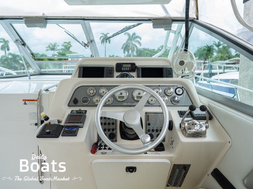 2008 Wellcraft 330 Express for sale. View price, photos and Buy 2008 ...