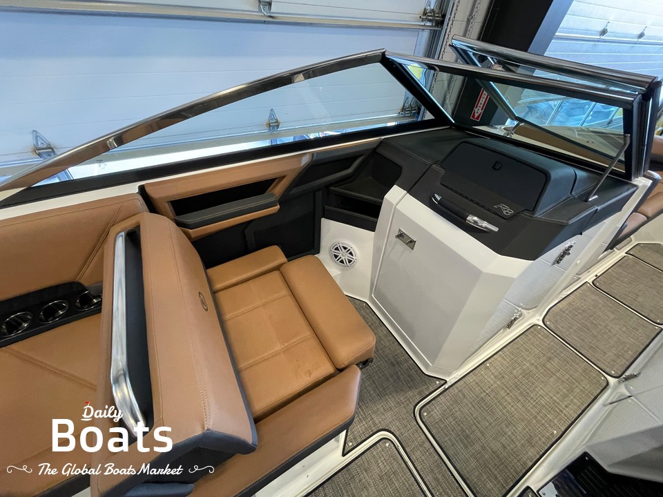 2022 Cobalt R8 Outboard for sale. View price, photos and Buy 2022 ...