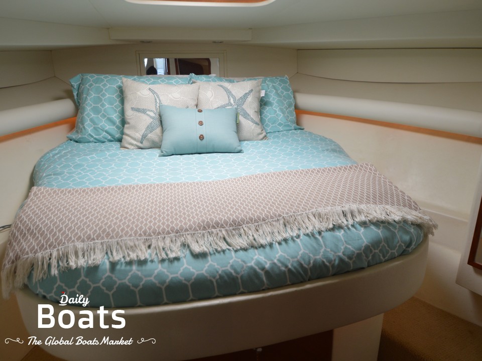 2002 Jupiter 35 Convertible for sale. View price, photos and Buy 2002 ...