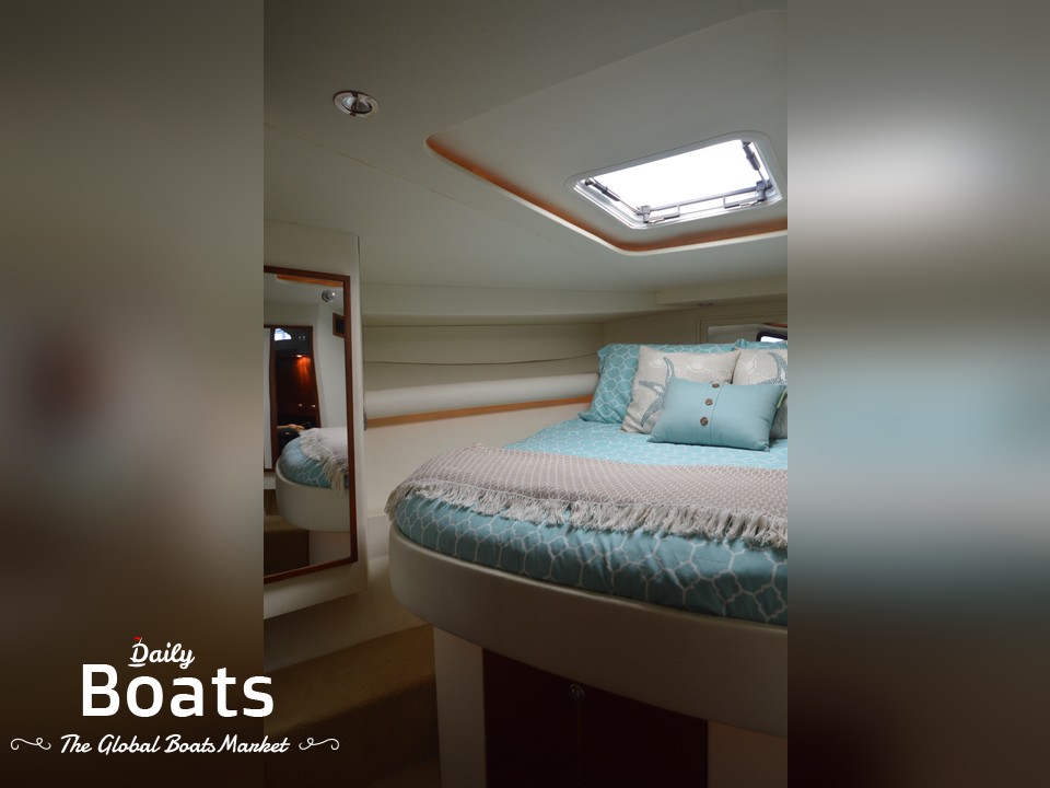 2002 Jupiter 35 Convertible for sale. View price, photos and Buy 2002 ...