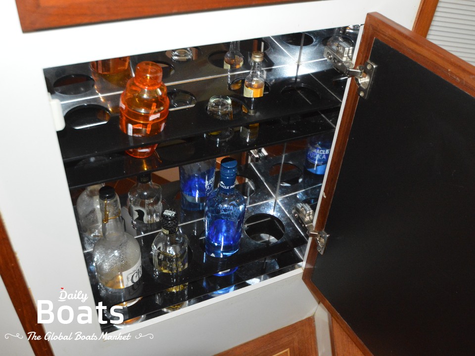 2002 Jupiter 35 Convertible for sale. View price, photos and Buy 2002 ...