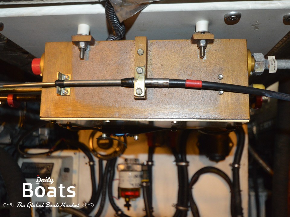 2002 Jupiter 35 Convertible for sale. View price, photos and Buy 2002 ...