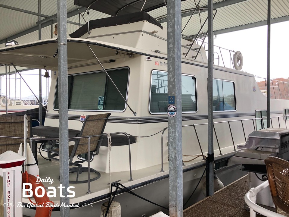 1987 Harbor Master 520 for sale. View price, photos and Buy 1987 Harbor ...