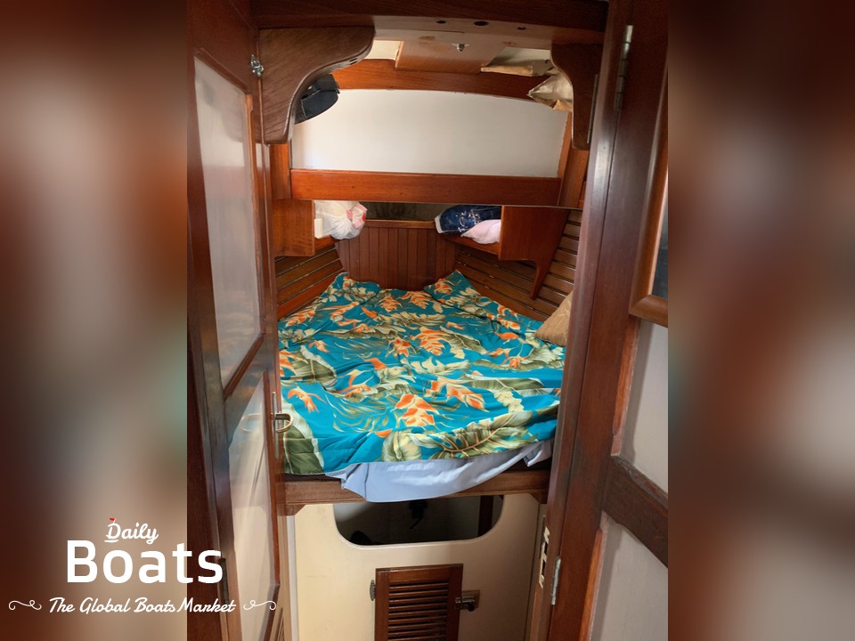 1973 Mariner 32 for sale. View price, photos and Buy 1973 Mariner 32 ...