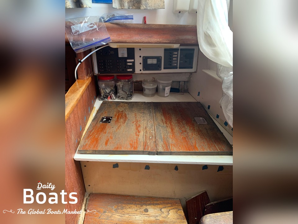 1973 Mariner 32 for sale. View price, photos and Buy 1973 Mariner 32 ...