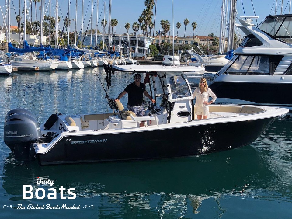 Sportsman center console open 252 for sale - Daily Boats