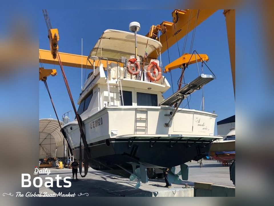 1998 Hatteras 38 Convertible for sale. View price, photos and Buy 1998 ...