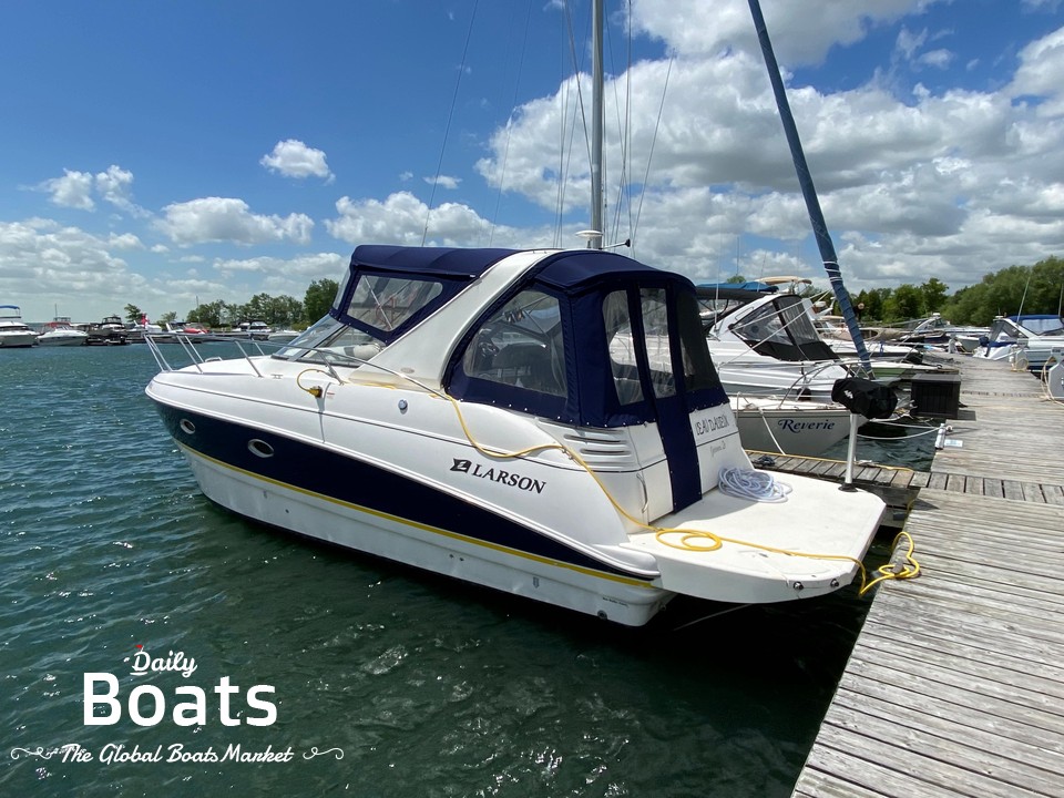 2007 Larson Cabrio 330 for sale. View price, photos and Buy 2007 Larson ...