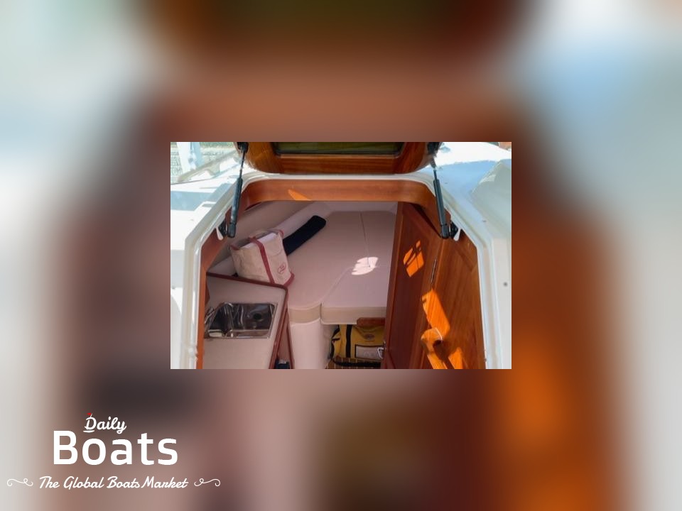 2020 Hunt Yachts Surfhunter 32 for sale. View price, photos and Buy ...
