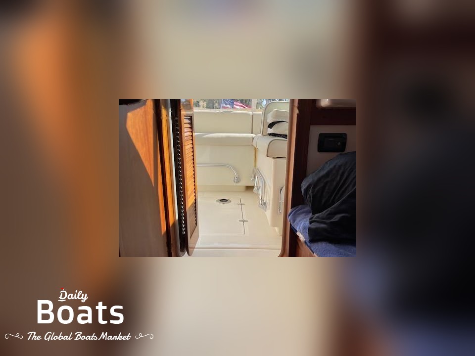 2020 Hunt Yachts Surfhunter 32 for sale. View price, photos and Buy ...