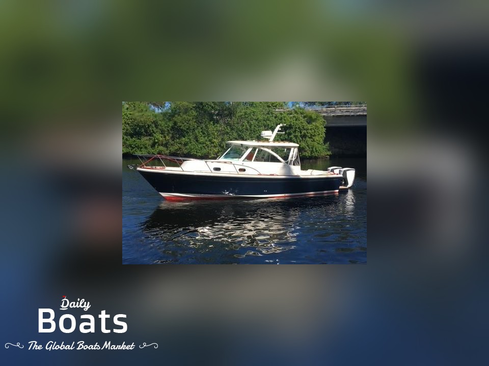 2020 Hunt Yachts Surfhunter 32 for sale. View price, photos and Buy ...