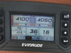 2020 Hunt Yachts Surfhunter 32 for sale. View price, photos and Buy ...