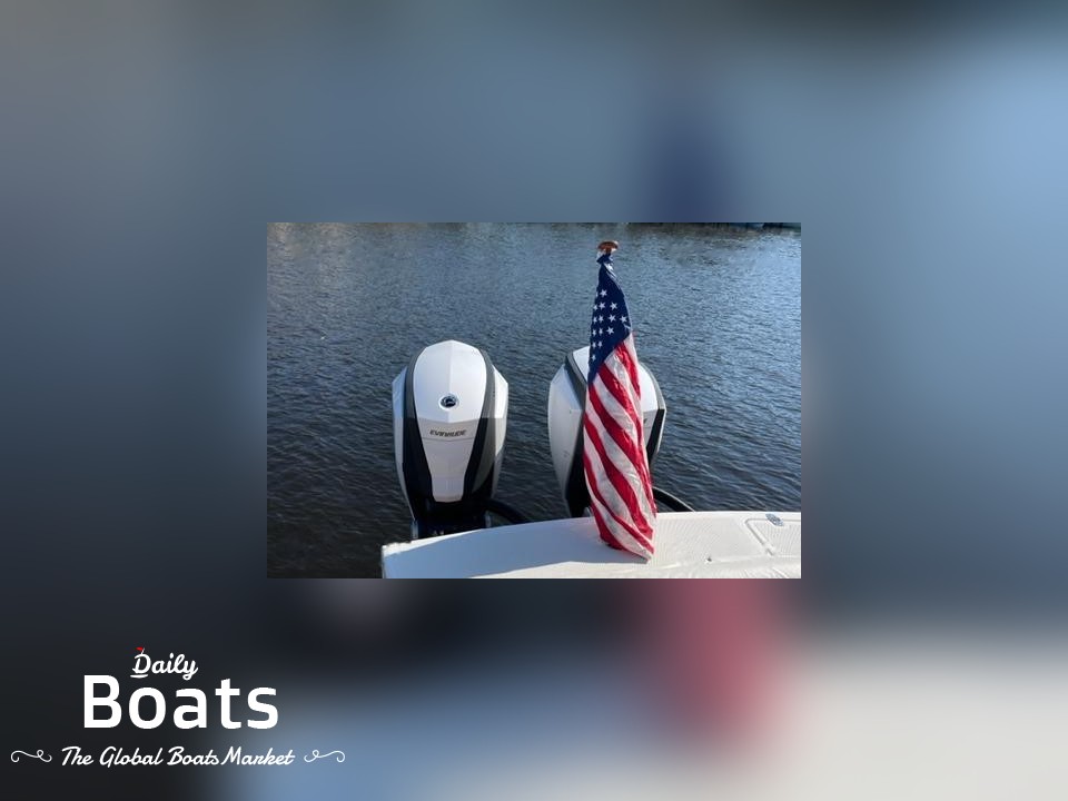 2020 Hunt Yachts Surfhunter 32 for sale. View price, photos and Buy ...