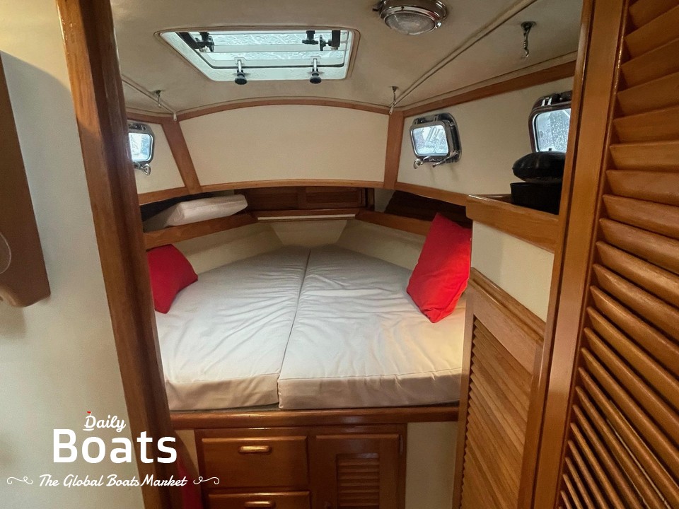 1994 Pacific Seacraft Pilothouse 32 for sale. View price, photos and ...