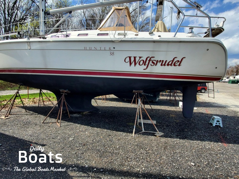 2005 Hunter 38 for sale. View price, photos and Buy 2005 Hunter 38 #312214