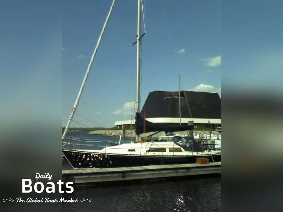 1984 C&C 32 Sloop for sale. View price, photos and Buy 1984 C&C 32 ...