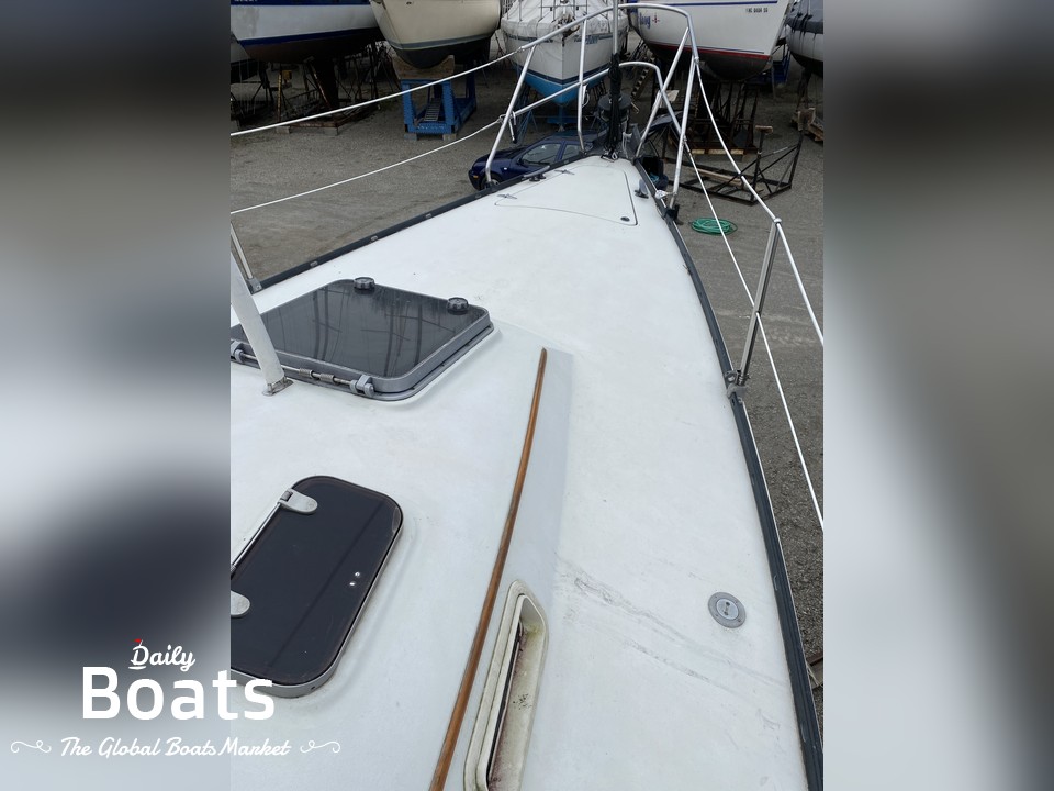 1984 C&C 32 Sloop for sale. View price, photos and Buy 1984 C&C 32 ...