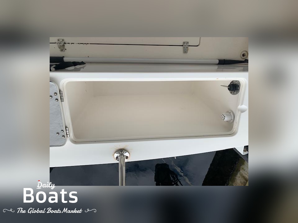 2004 Commander 30 Sedan for sale. View price, photos and Buy 2004 ...