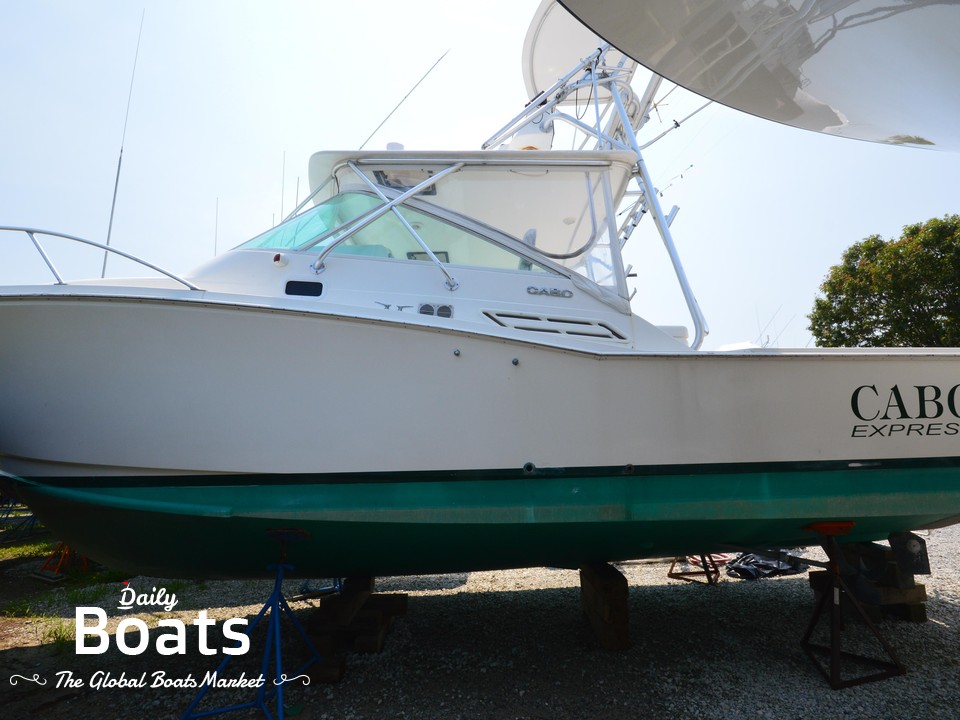 2000 Cabo 31 Express for sale. View price, photos and Buy 2000 Cabo 31 ...