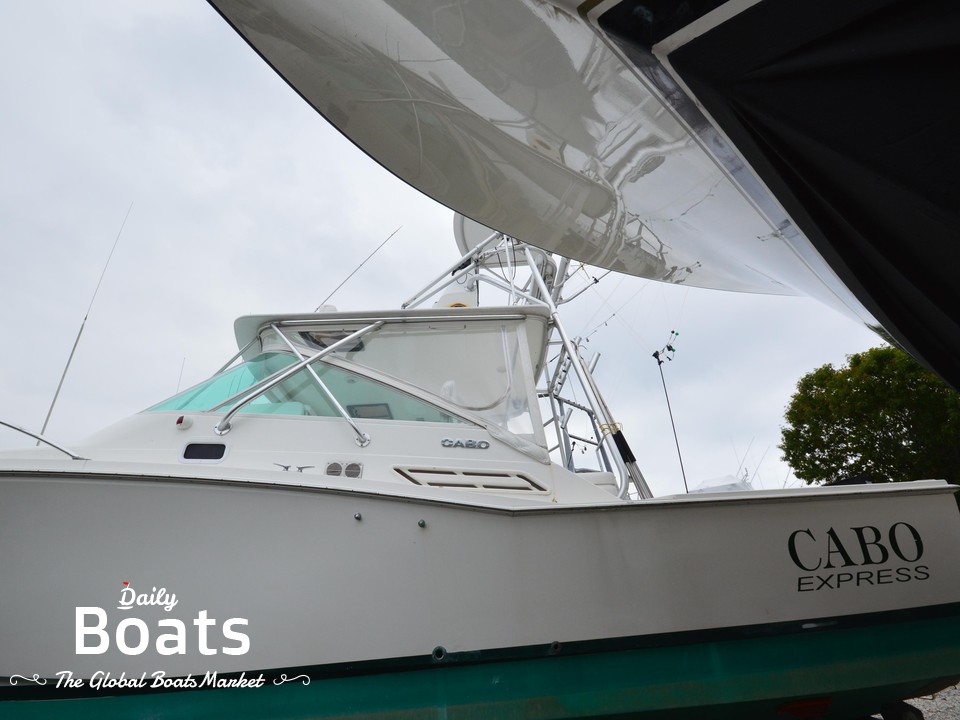 2000 Cabo 31 Express for sale. View price, photos and Buy 2000 Cabo 31 ...