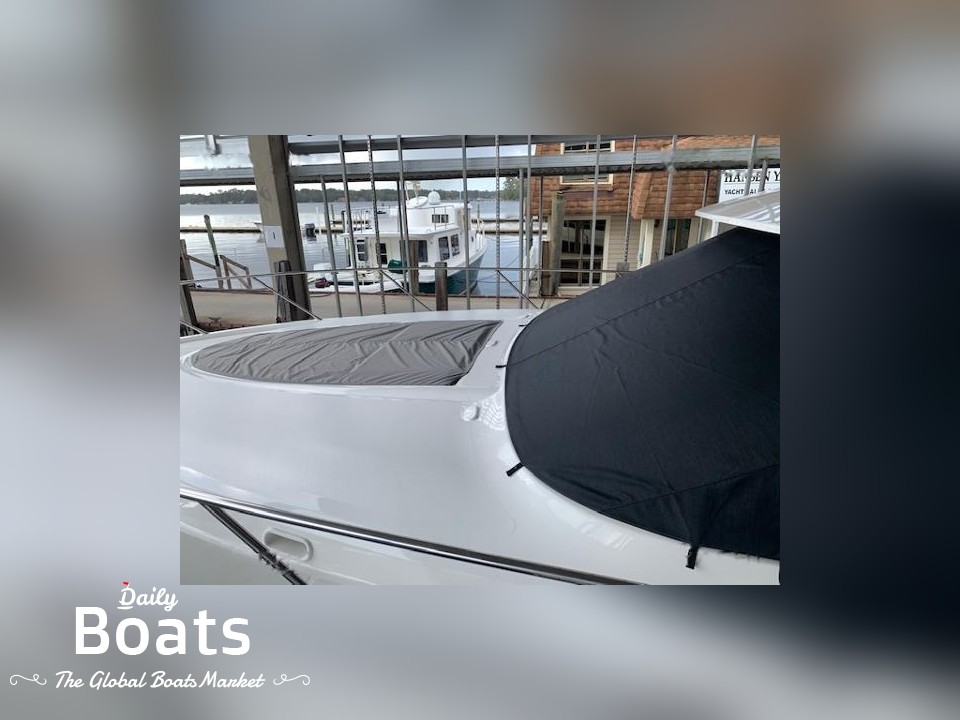 2020 Tiara Yachts F53 Flybridge for sale. View price, photos and Buy ...